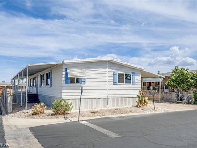 4542 E Royal Club Way, Las Vegas, NV 89103