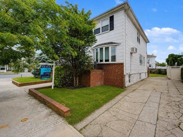 4543 Beach 46th St, Brooklyn, NY 11224