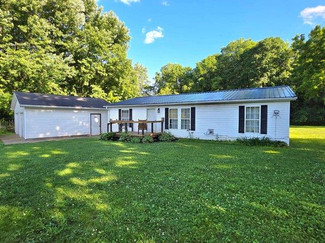 4543 W Coletrane Hill Rd, Connersville, IN 47331