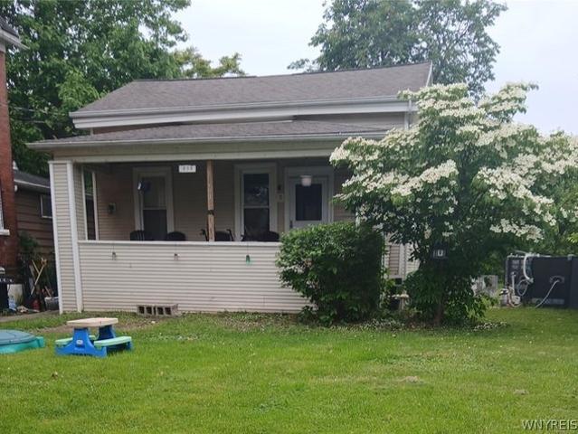 454 18th St, Niagara Falls, NY 14303