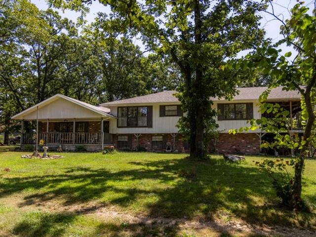 454 Green Hill Ln, Rocky Comfort, MO 64861