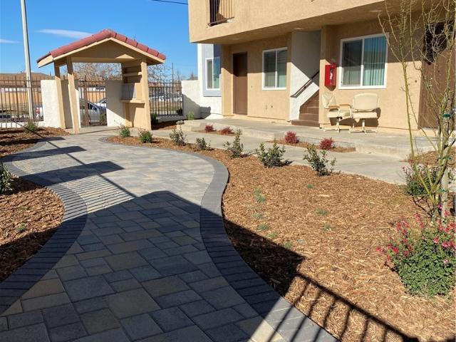 454 E Ave Q3, Unit 8, Palmdale, CA 93550 | MLS #SR25277