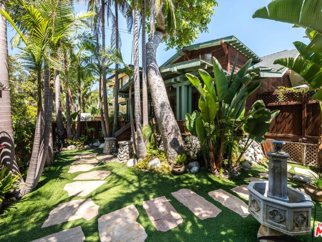 454 E Rustic Rd, Santa Monica, CA 90402 | MLS #25578