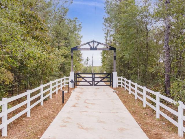 454 Earlville Rd, Lucedale, MS 39452 | MLS #4130 | Compass