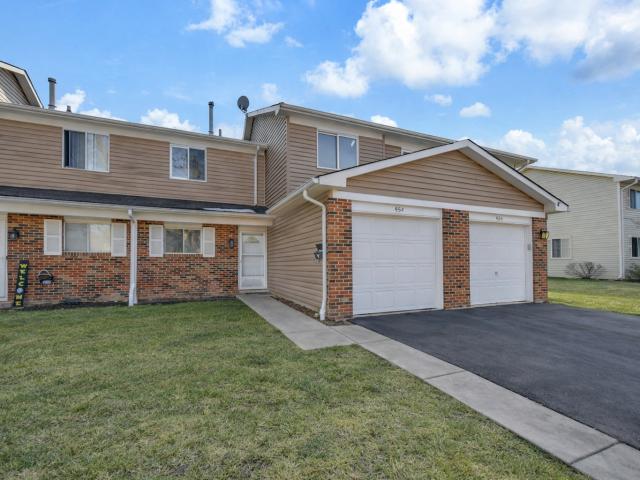 454 Esselen Ct, Carol Stream, IL 60188 | MLS #12612