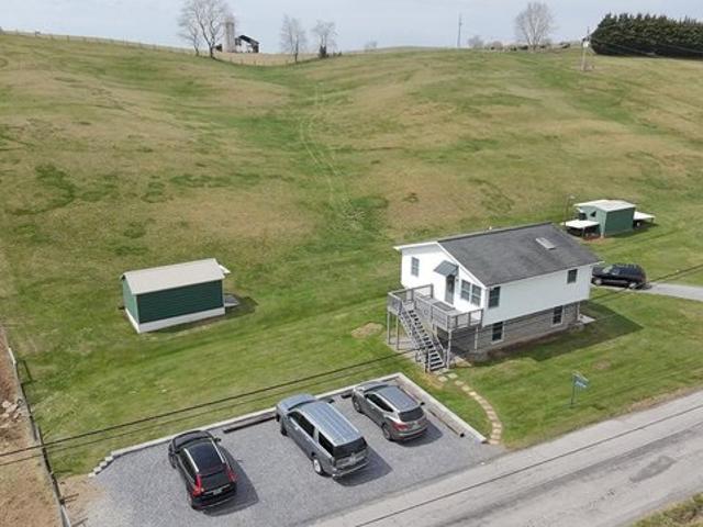 454 Old Airport Rd, Chilhowie, VA 24319