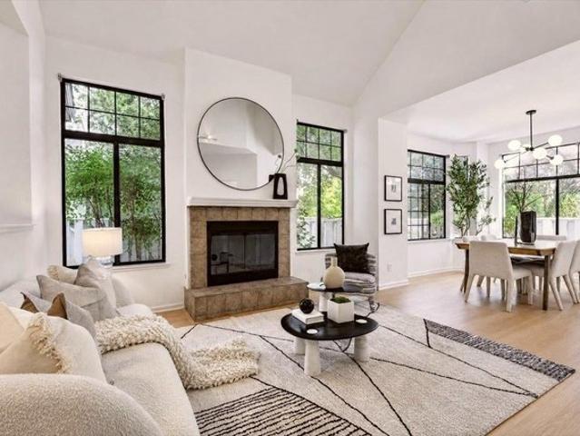 454 Mountain Laurel Ct, Mountain View, CA 94043