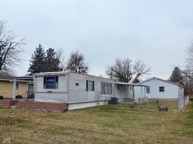 454 Maple Street