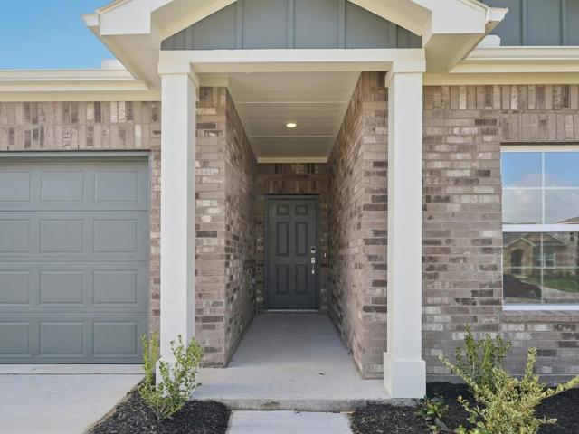 454 Suffolk Dr, Ferris, TX 75125 | MLS #21150 | Compass