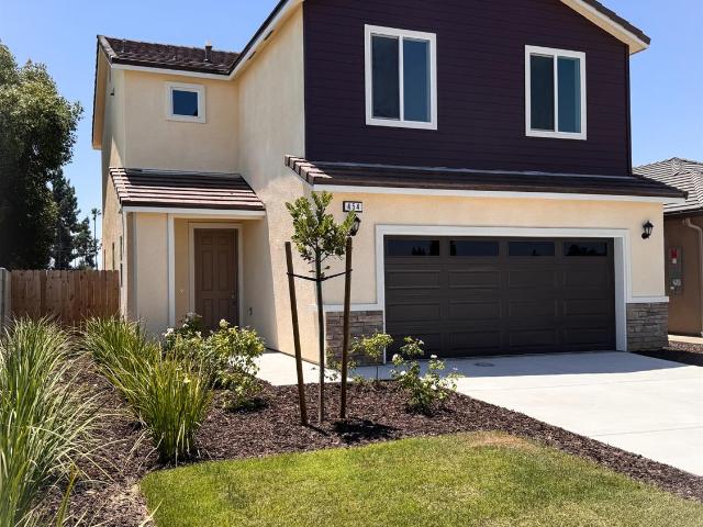 454 W Windsor, Clovis, CA 93612 | MLS #633212