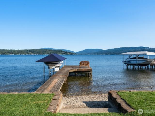 454 W Lake Sammamish Parkway NE