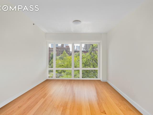454 West 54th Street, New York, NY