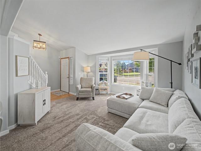 454 Trullinger Street