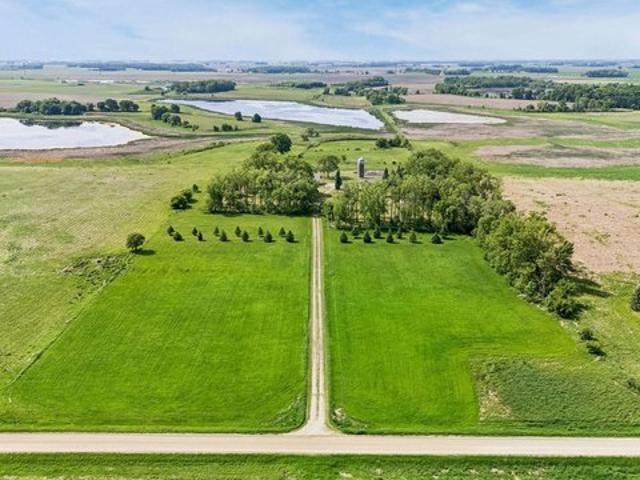 45543 th St, Gaylord, MN 55334