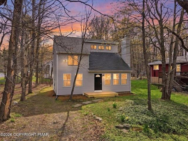 4554 Briarcliff Ter, Tobyhanna, PA 18466