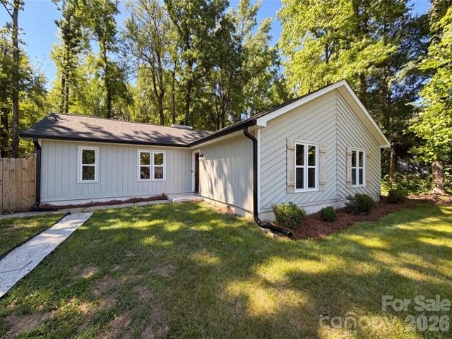 4554 Strangford Ave, Charlotte, NC 28215