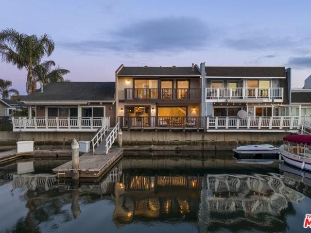 4555 Falkirk Bay, Oxnard, CA 93035