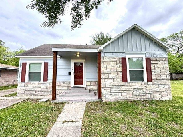 4555 Hartel St, Beaumont, TX 77705