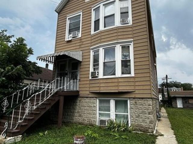 4555 S Francisco Ave, Chicago, IL 60632