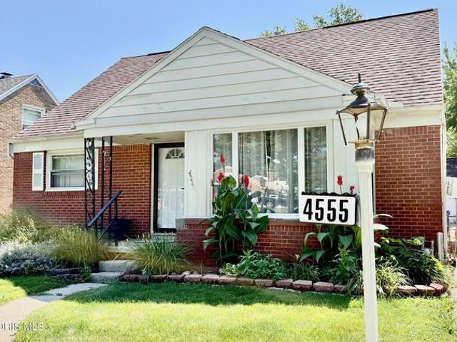4555 S May Ave, Toledo, OH 43614