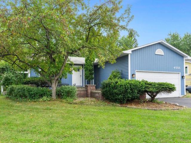 4555 W 131 1/2 St, Savage, MN 55378