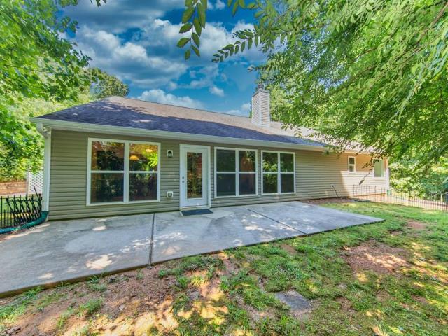 4556 White Horse