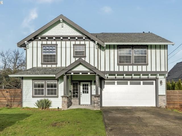 4557 NE Going St, Portland, OR 97218