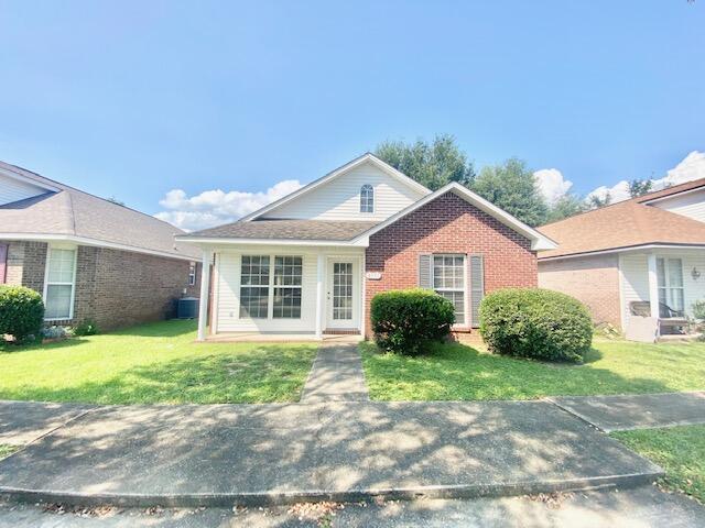 4557 Barrington Ln, 3 beds, 2 full baths