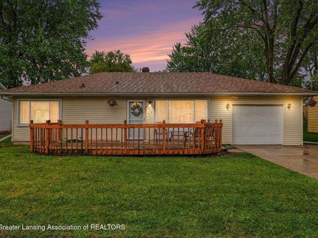 4558 Kathy Kourt, Holt, MI 48842