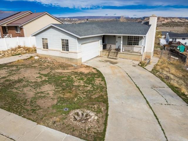4558 W Valley Dr, Maeser, UT 84078