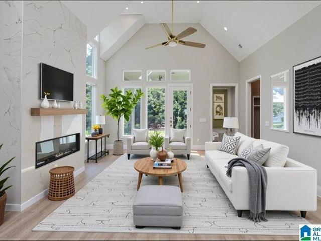 4559 Lynton Dr, Hoover, AL 35244