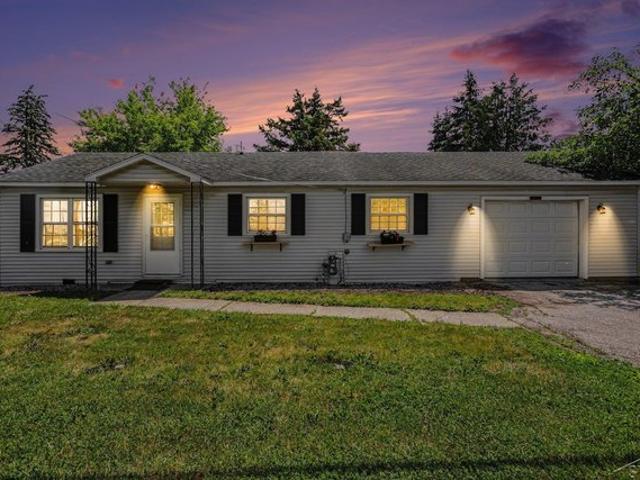4559 2 Mile Rd, Bay City, MI 48706