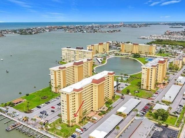 4550 Cove Cir Apt 302, Saint Petersburg, FL 33708