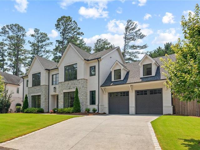 4550 Jolyn Place