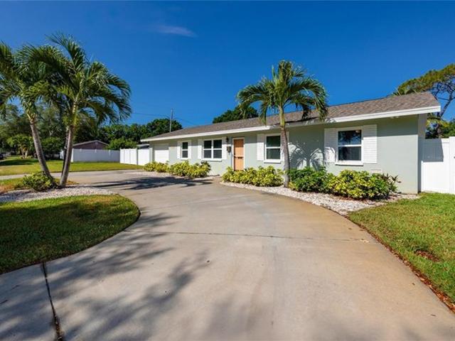 4550 3rd St N, Saint Petersburg, FL 33703