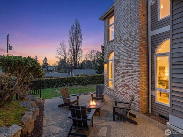 4550 49th Ave NE, Seattle, WA 98105 | MLS #2503