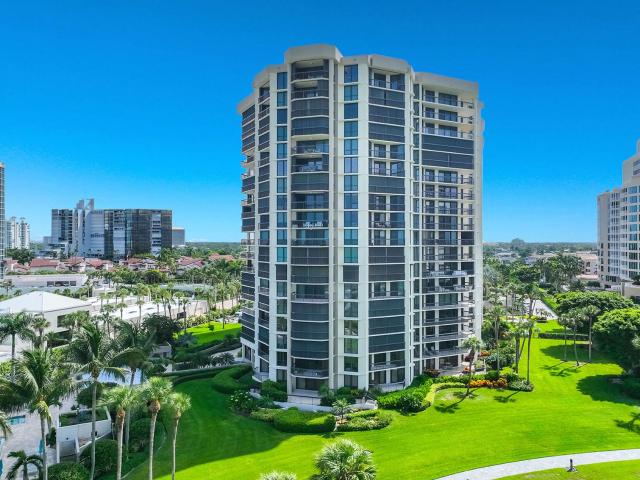 4551 Gulf Shore Boulevard N, 200, Naples, US, FL
