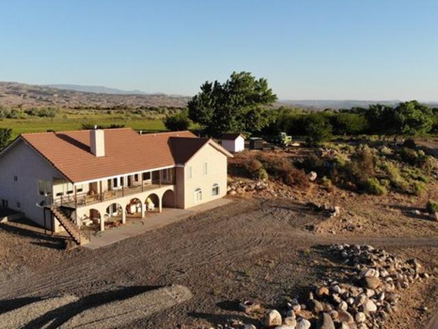 4551 S 600 E, Torrey, UT 84775