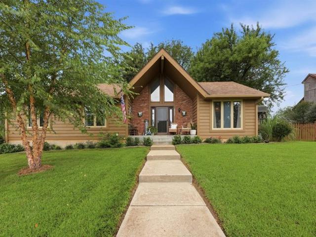 4551 SE 25th Ter, Topeka, KS 66605
