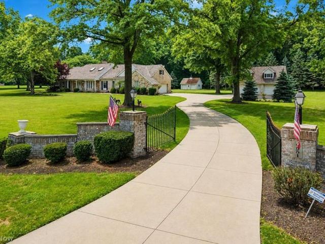 4551 Shaw Road Ext, Akron, OH 44333