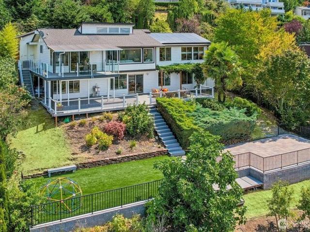 4551 th Ave SE, Bellevue, WA 98006