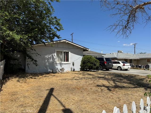 45529 Sancroft Ave, Lancaster, CA 93535 | MLS #IV25109 | Compass