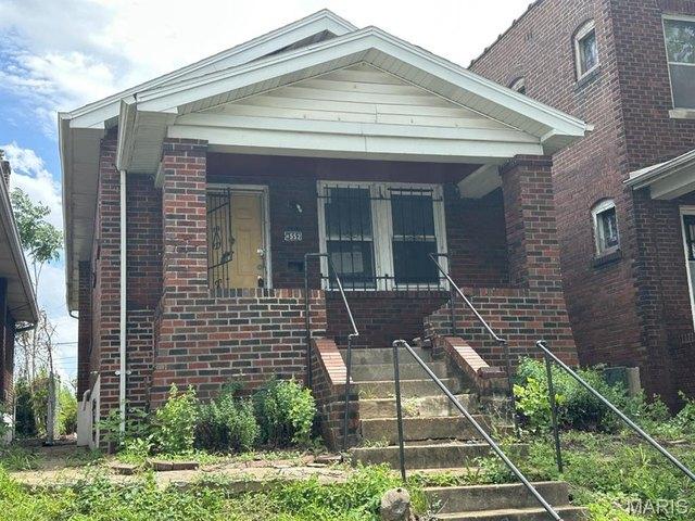 4552 Arlington Ave, Saint Louis, MO 63120