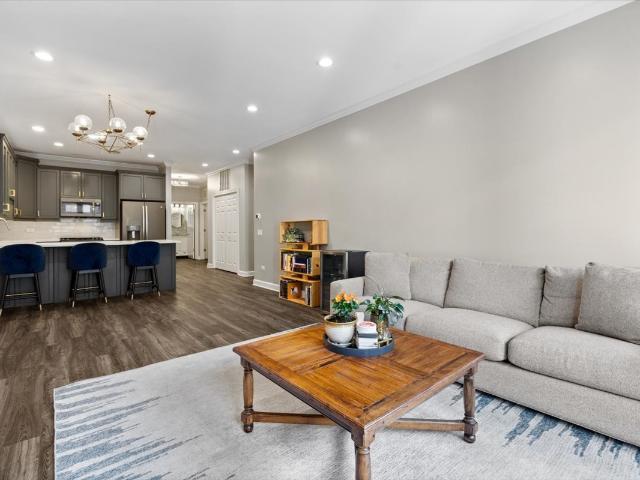 4553 n magnolia avenue # 308