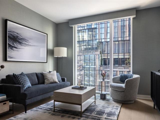 455 10th Avenue, Unit 18L | Compass