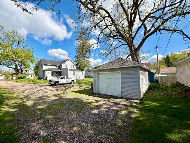 455 9th Street