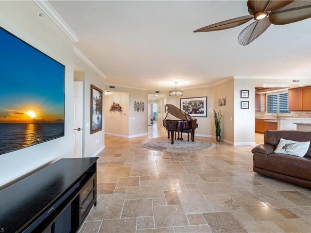 455 Cove Tower Dr, Unit 1101, Naples, FL 34110 | MLS #225074