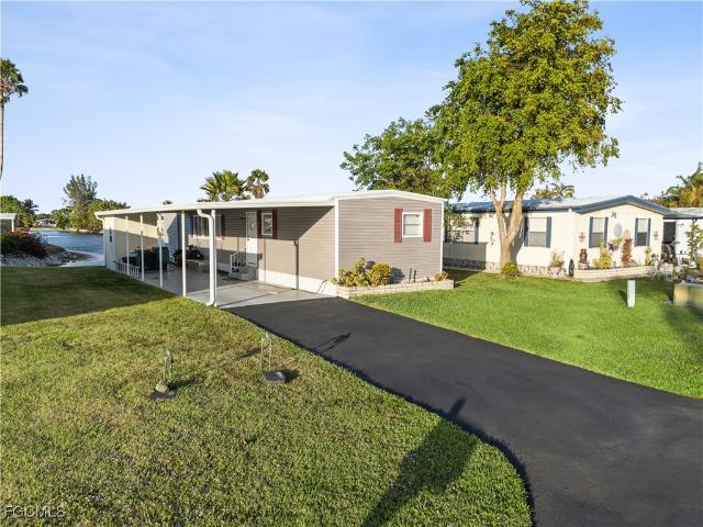 455 Cape Florida Way, Naples, FL 34104 | MLS #2025024