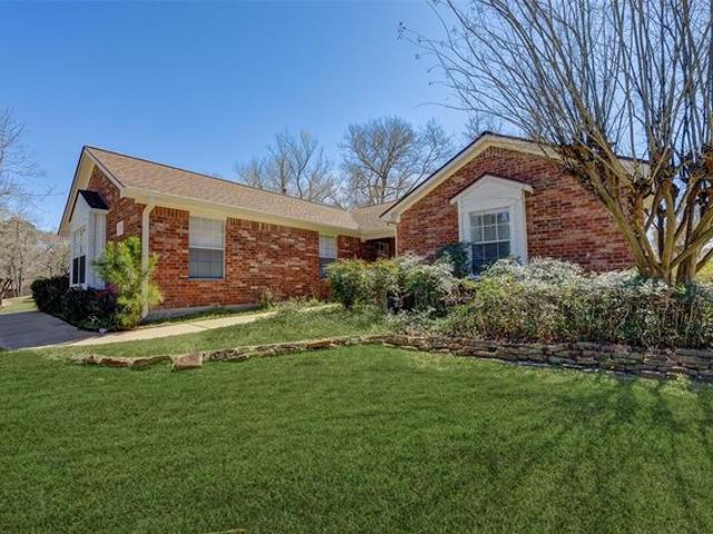 455 Cherry Hills Dr, Huntsville, TX 77340