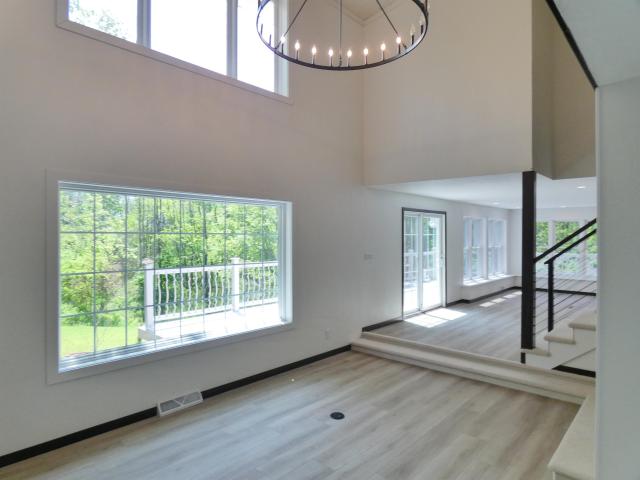 455 bialozynski road